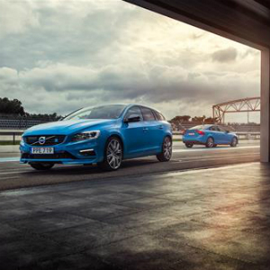 Polestar Wins Wards 10 Best Engine Award For V60 Polestar - FleetPoint