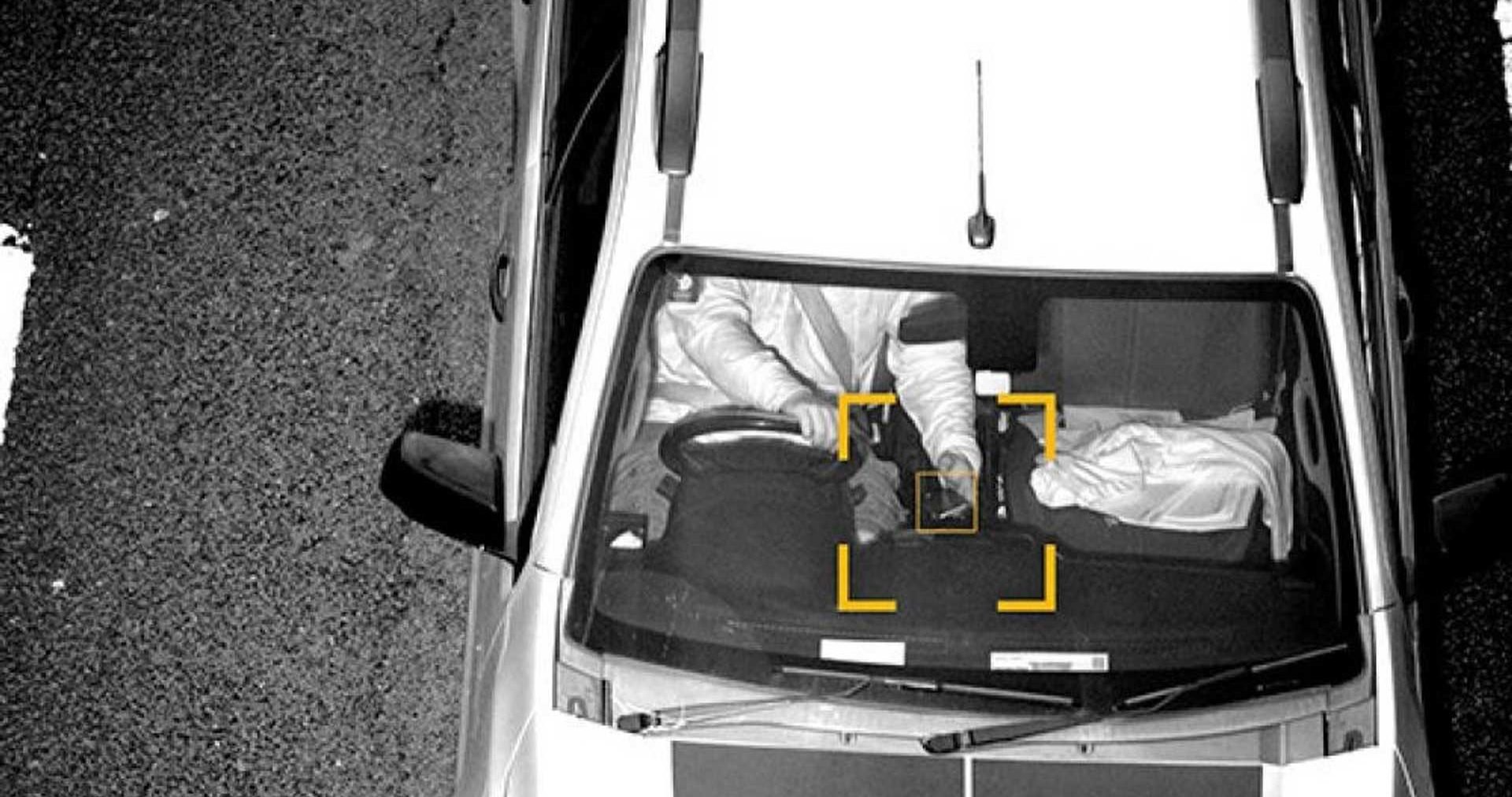 Australia Introduces World First Mobile Phone Detection Cameras