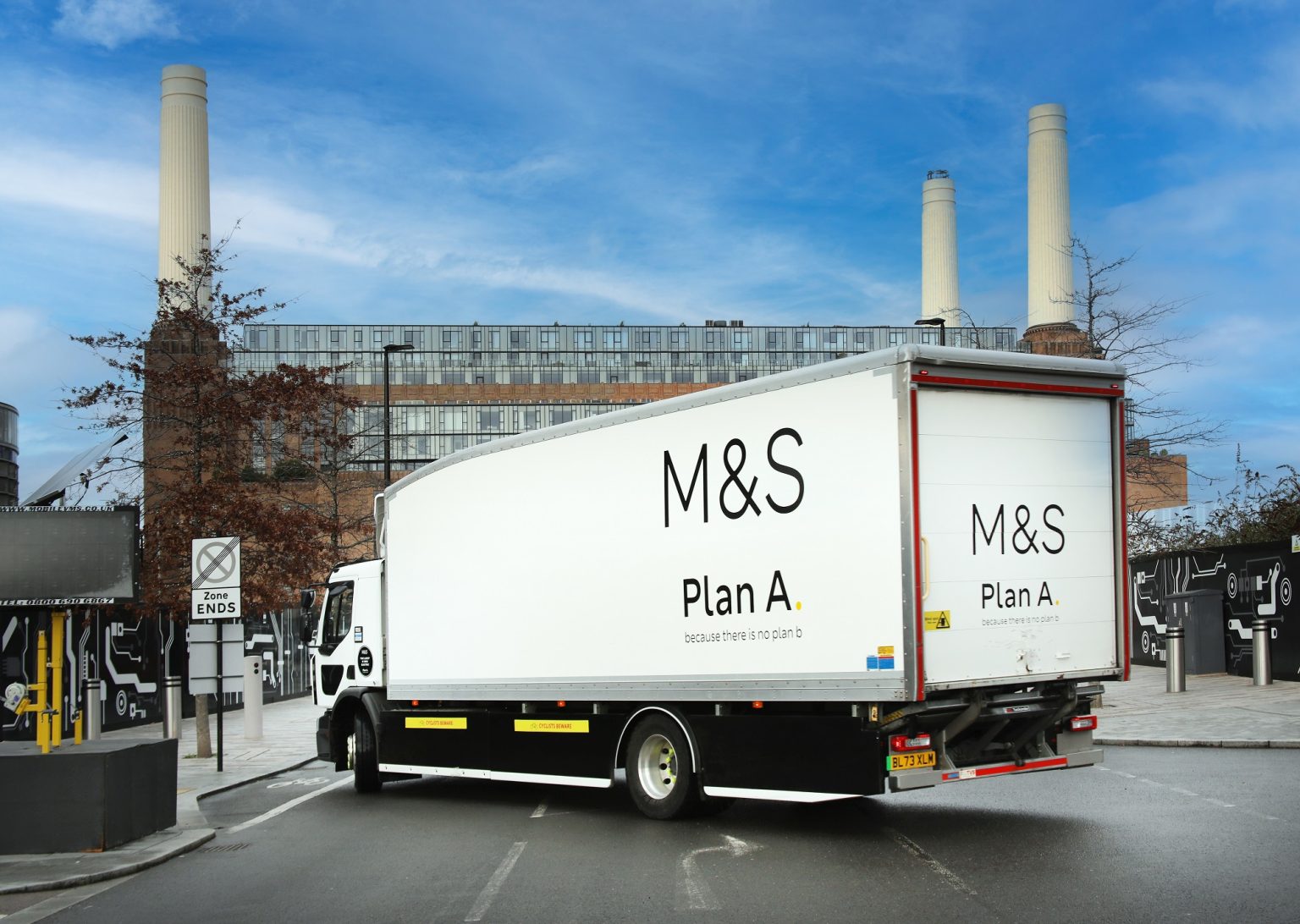 M&S expands electric fleet with Vertellus' Renault Trucks E-Tech D Rigids
